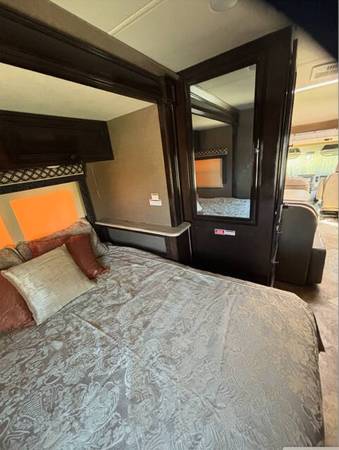2018 Thor Motor Coach Siesta Sprinter 24SS diesel for sale - Beaumont ...