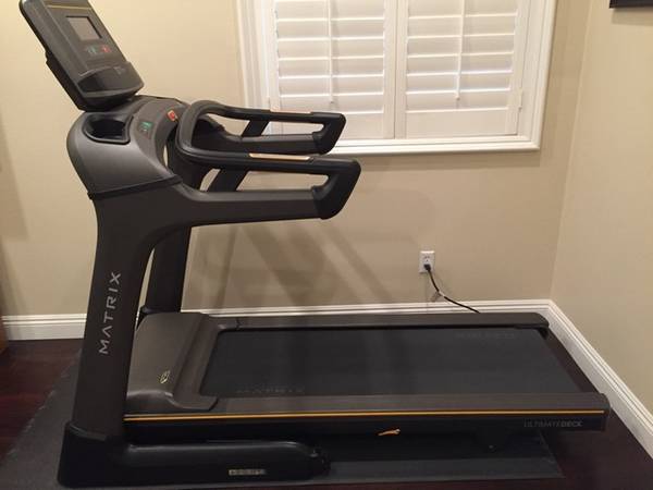 Treadmill: Matrix TF30 XR with Wide LCD Console, Folding - sporting ...