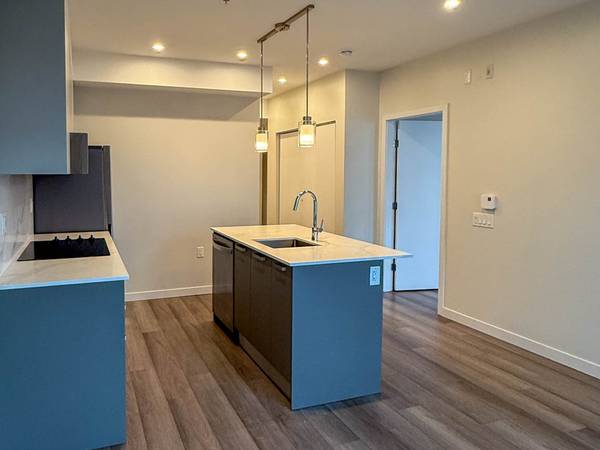 (UniqueAccommodations.com) ID:5544 Modern and Bright 1 bedroom ...