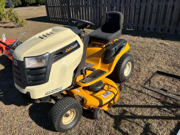 Riding lawnmower club cadet plus tools and accessories - farm & garden ...