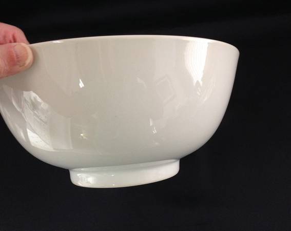 Vintage Large White Serving / Mixing Bowl 10" Diameter - collectibles ...