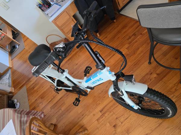 XP Step-Thru 3.0 White Long-Range eBike like-NEW - bicycles - by owner ...