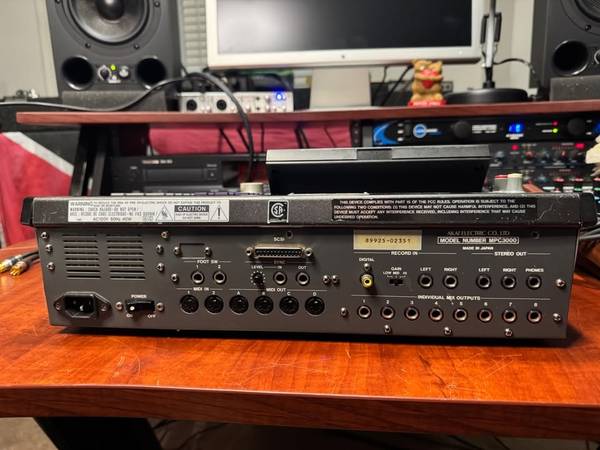 Akai Mpc 3000 Le Limited Edition 32 Meg Vailixi 3.50 Sd Card ...