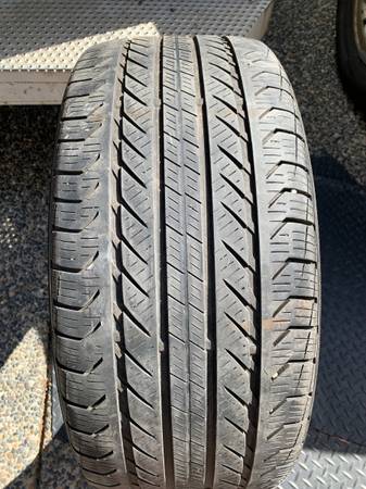 1 X single 245/40/18 Continental pro contact GX SSR RFT with 50% tread ...