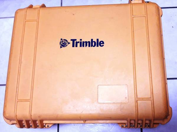 Trimble Pelican Cases R8 GNSS/R6/5800 with Foam (20.5” x 17” x 8.5 ...