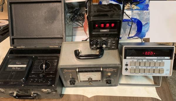 Simpson 360 Digital VOM Multimeter 382 TV Hori Roto Ranger 221 Sencore ...