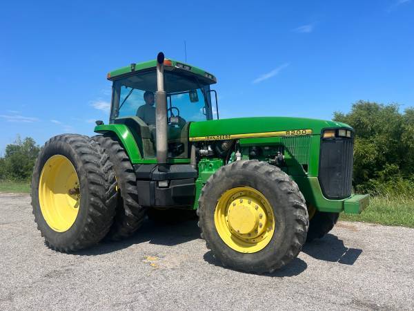 8200 John Deere 4x4 Tractor with Cab and Duals - farm & garden - by ...