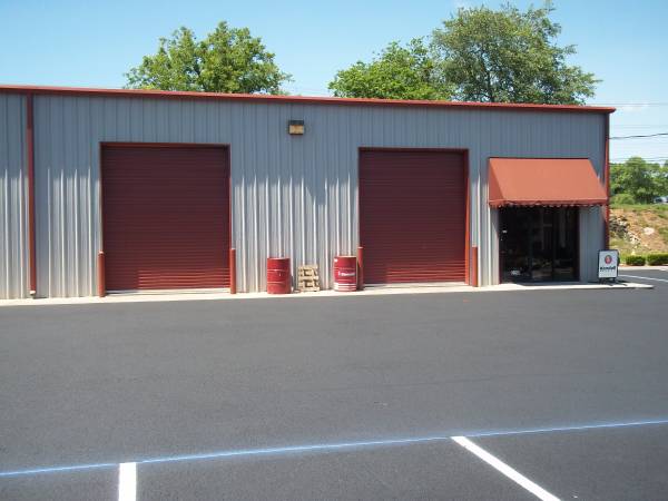 WAREHOUSE OFFICE ON MAIN HIGHWAY - office & commercial - office ...