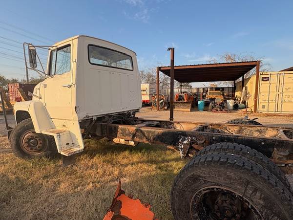 1982 ford l8000 diesel for sale by owner - Naval Air Station Jrb, TX ...
