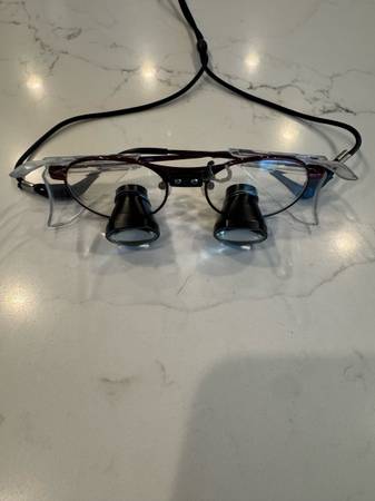 2.5x Magnification Loupes & Corded Light Source - general for sale - by ...