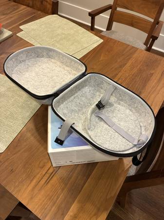 Like-new Meta Quest 3S VR headset - electronics - by owner - sale ...