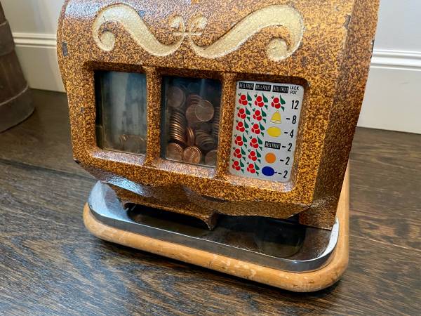 Mills QT “Sweetheart” Penny Play Slot Machine - collectibles - by owner ...