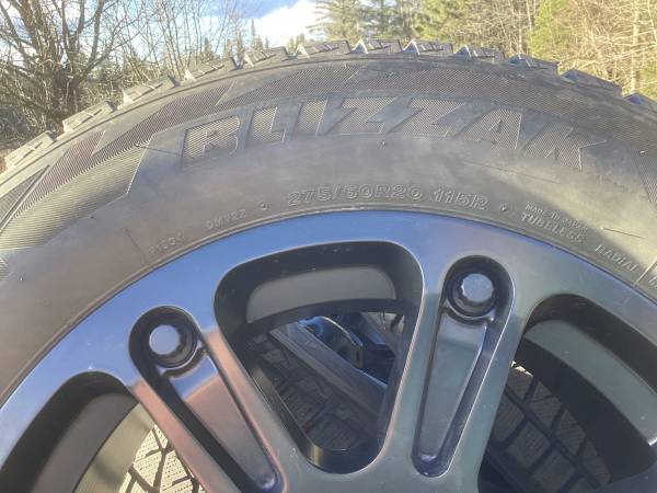 4 Bridgestone Blizzak Winter tires/Helo Rims 275/60R20 - auto wheels ...