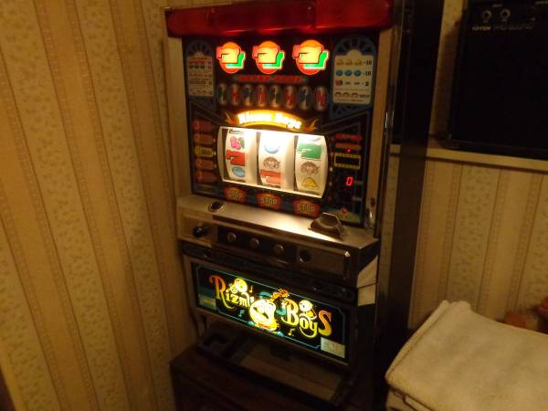 SLOT MACHINE RIZMU BOYS - toys & games - by owner - sale - craigslist