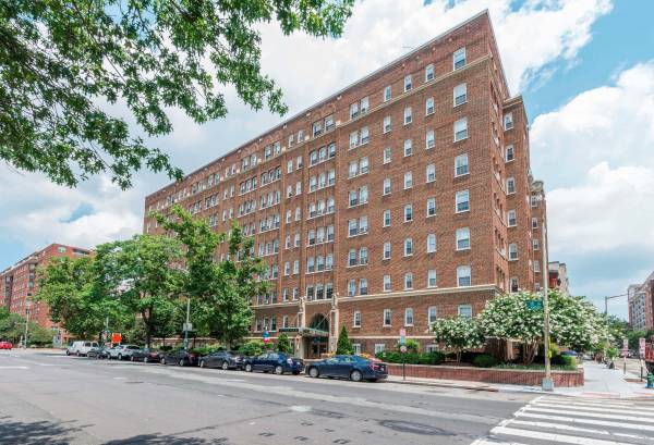 Studio 1/BA, Parquet Floors, Washington DC - apts/housing for rent ...