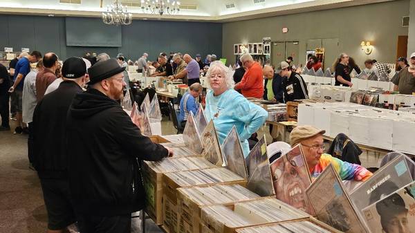 Metro Detroit Record Show, Sunday, February 22, 2026 - events - craigslist