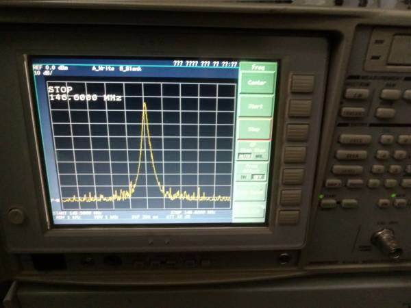 ADVANTEST R3465 MODULATION SPECTRUM ANALYZER + R3561L SOURCE ...