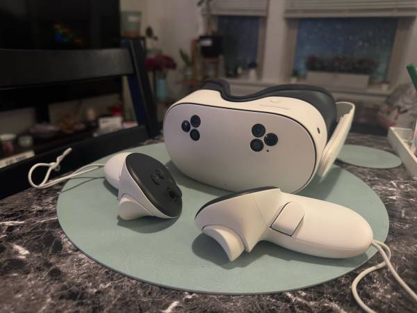 Meta Quest 3S - video gaming - by owner - electronics media sale ...