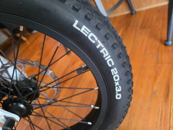 XP Step-Thru 3.0 White Long-Range eBike like-NEW - bicycles - by owner ...