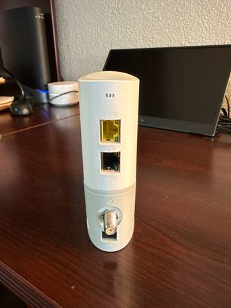 Free - Arris Surfboard S33 Modem / Router - free stuff - craigslist