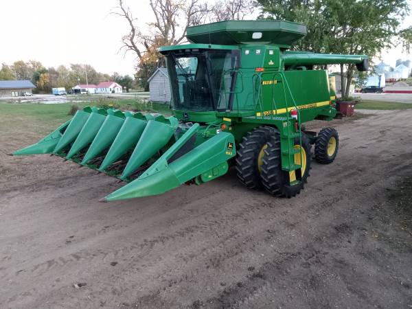 John Deere 693 corn heads- one standard & one chopping - farm & garden ...