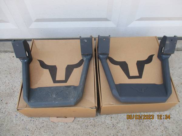 4 Bully brand side steps for Silverado - auto parts - by owner ...