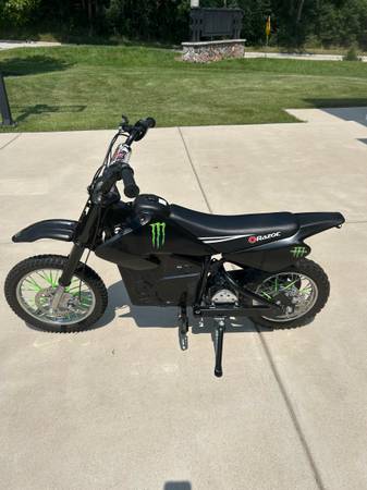 Razor MX650 Dirt Rocket Off-Road Motocross Bike–36V Electric Ride-On ...