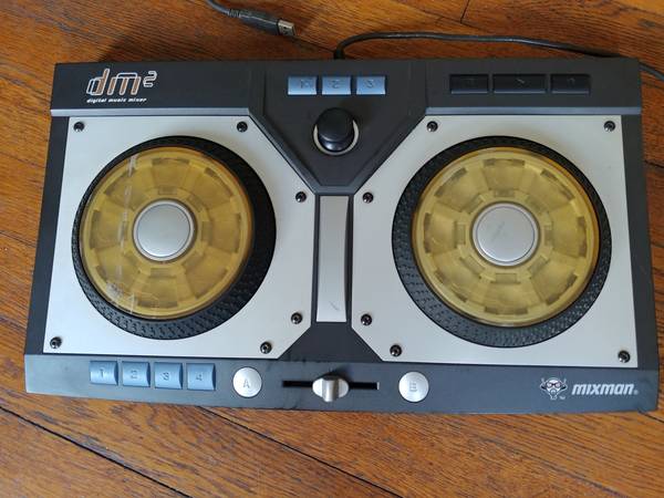 Mixman DM2 Digital USB Turntable - Now Windows 10 compatible - musical ...