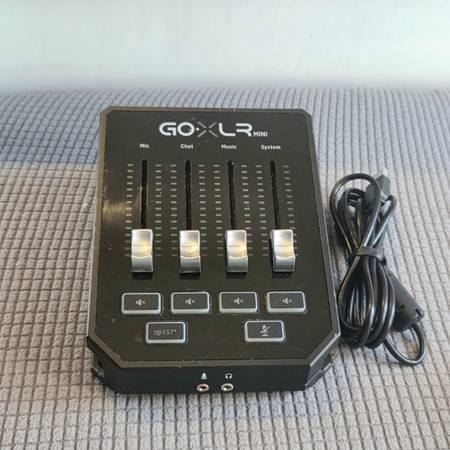 TC Helicon Go XLR GoXLR MINI Online Broadcast Mixer/USB Interface ...